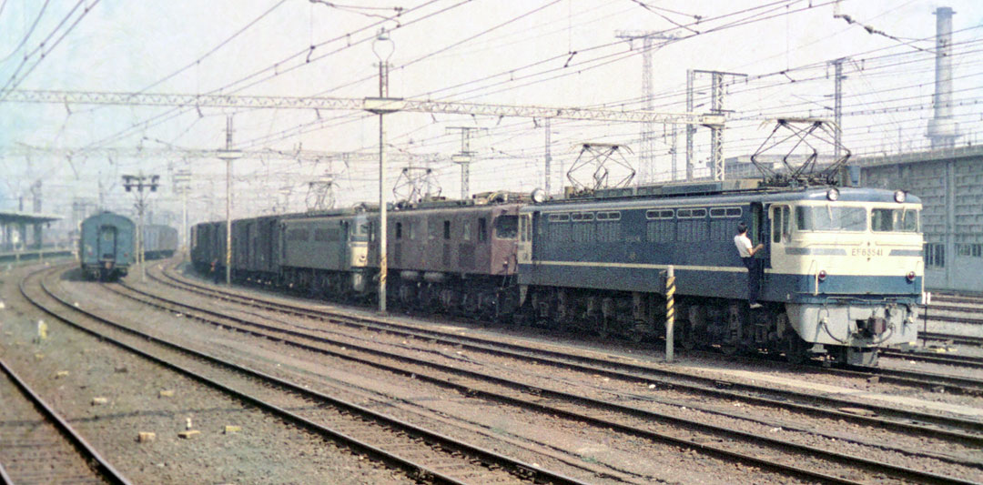 青春の鉄門 上野 品川